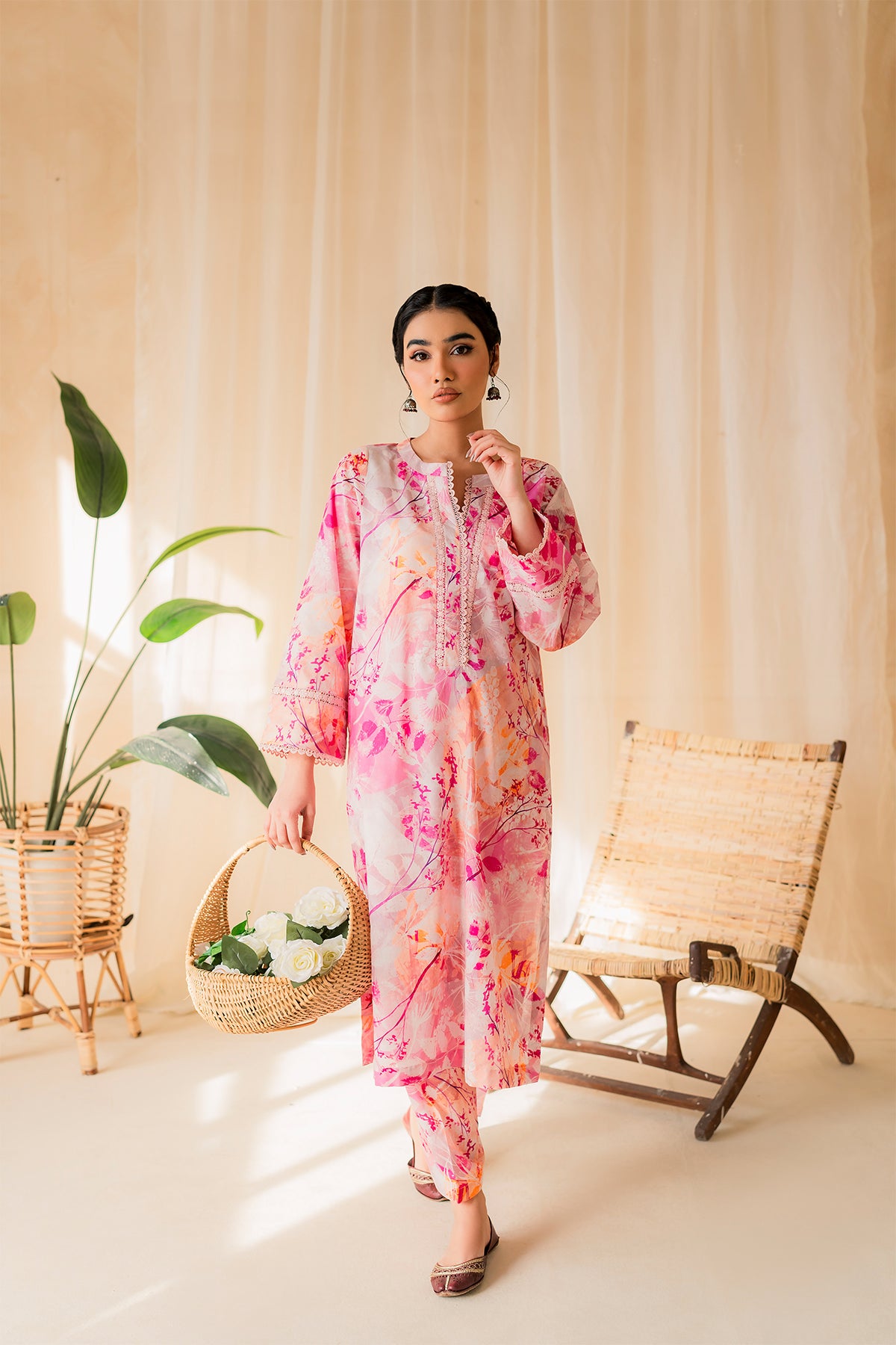 MN - 005 – MAHNOSH